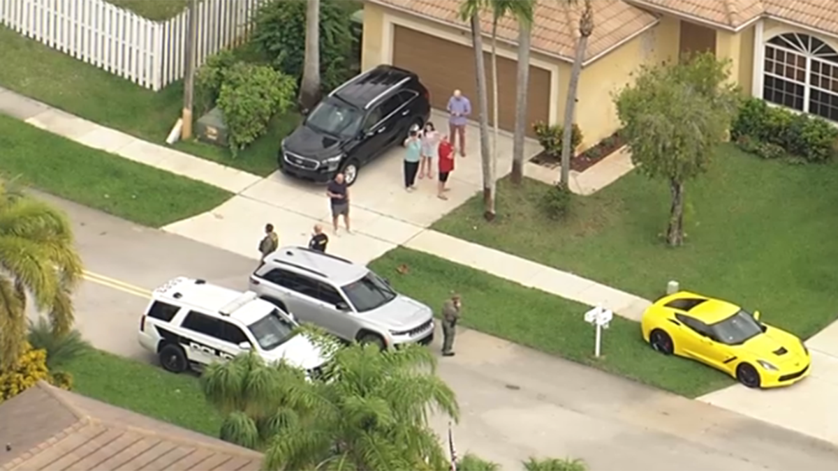 Driver in custody after dragging Broward Sheriff’s deputy in Pembroke ...