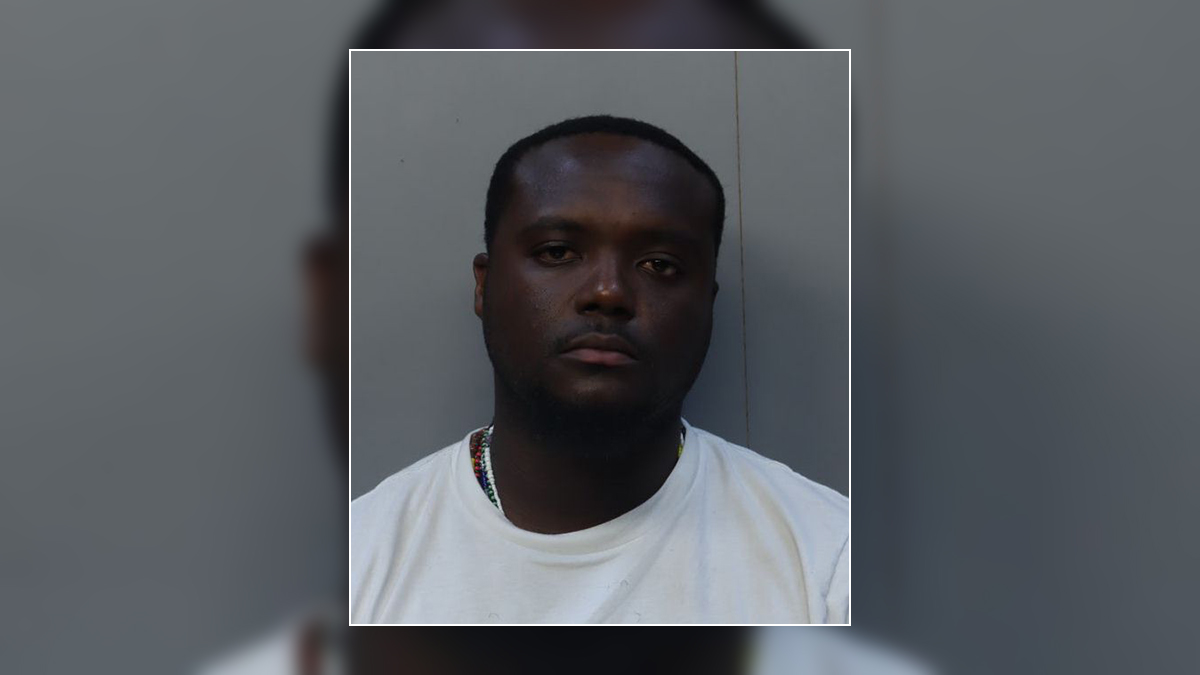 Miami man allegedly beat 10-year-old son with hanger, extension cord ...