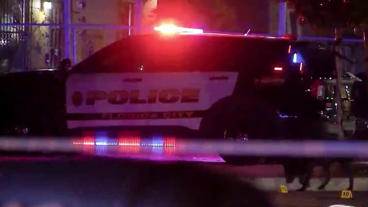 ‘It was horrible’: Witnesses watched in horror as man shot outside home ...