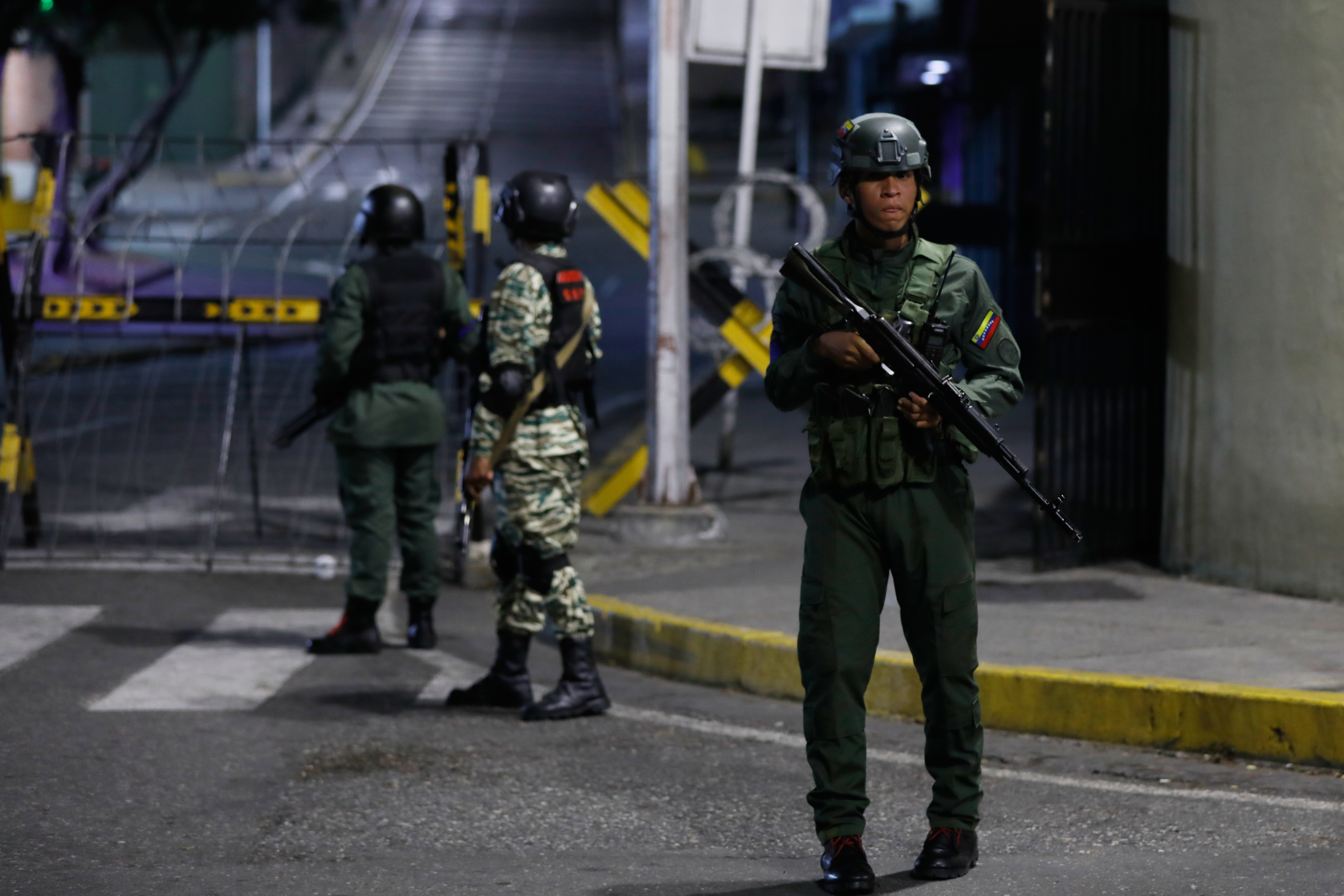 Photos show people reacting to a U.S. attack on Venezuela – NBC 6 South ...