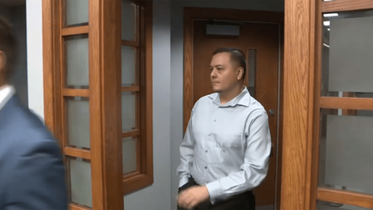 Trial date set for Miami-Dade deputy accused of trying to smuggle ...