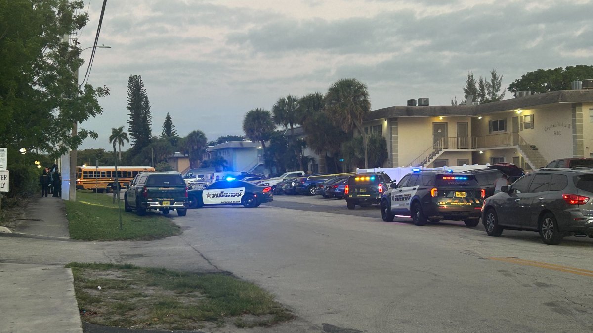 Suspect sought after man shot at Deerfield Beach apartment complex, BSO ...