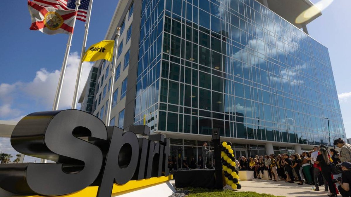 Spirit Airlines shutdown sends ripple effects across South Florida ...
