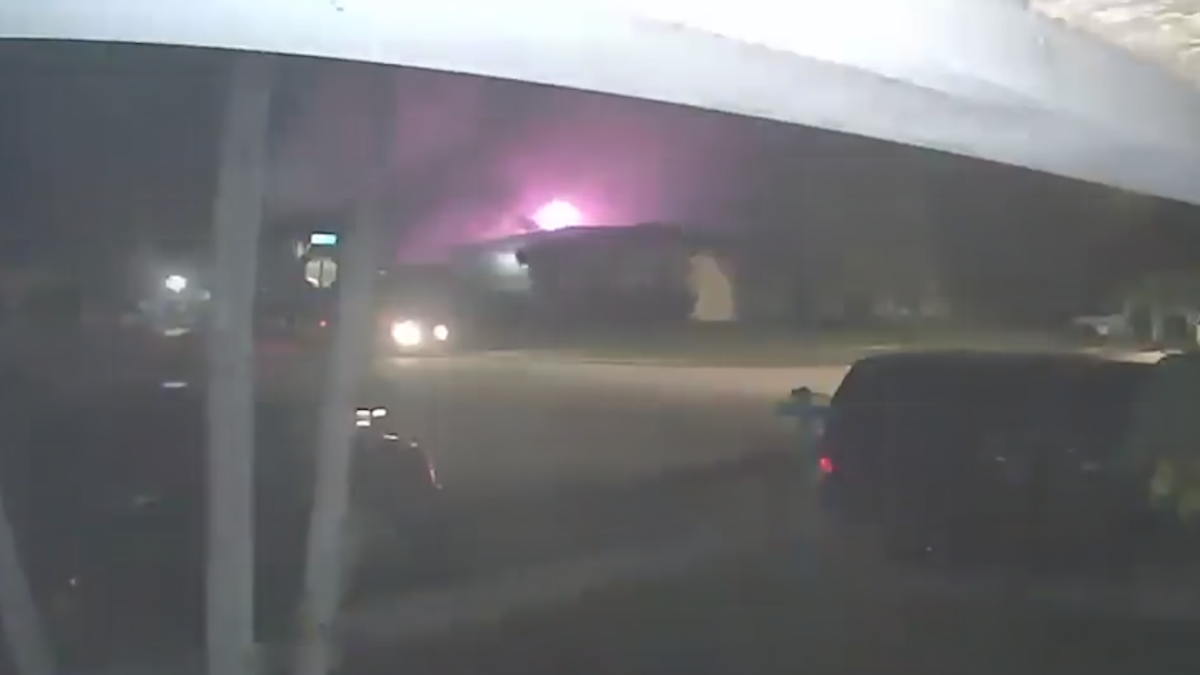Elderly man killed, child hospitalized after house fire in North ...